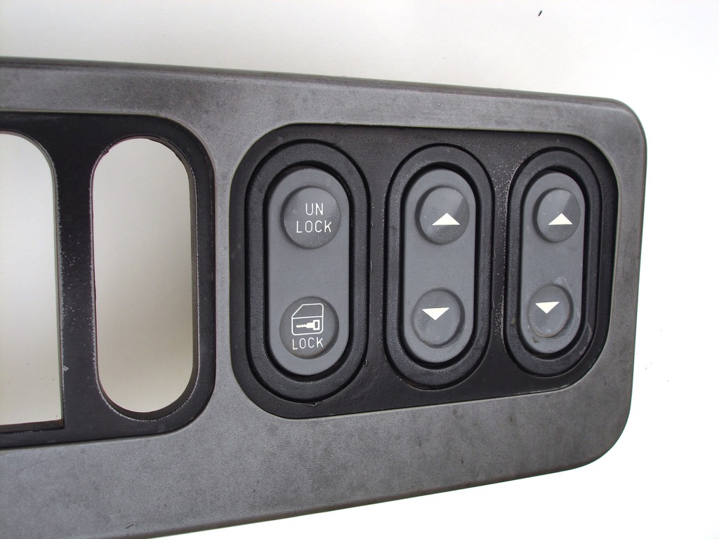 Chevy GMC Driver Power 88-94 Door Locks Window Switches Silverado ...